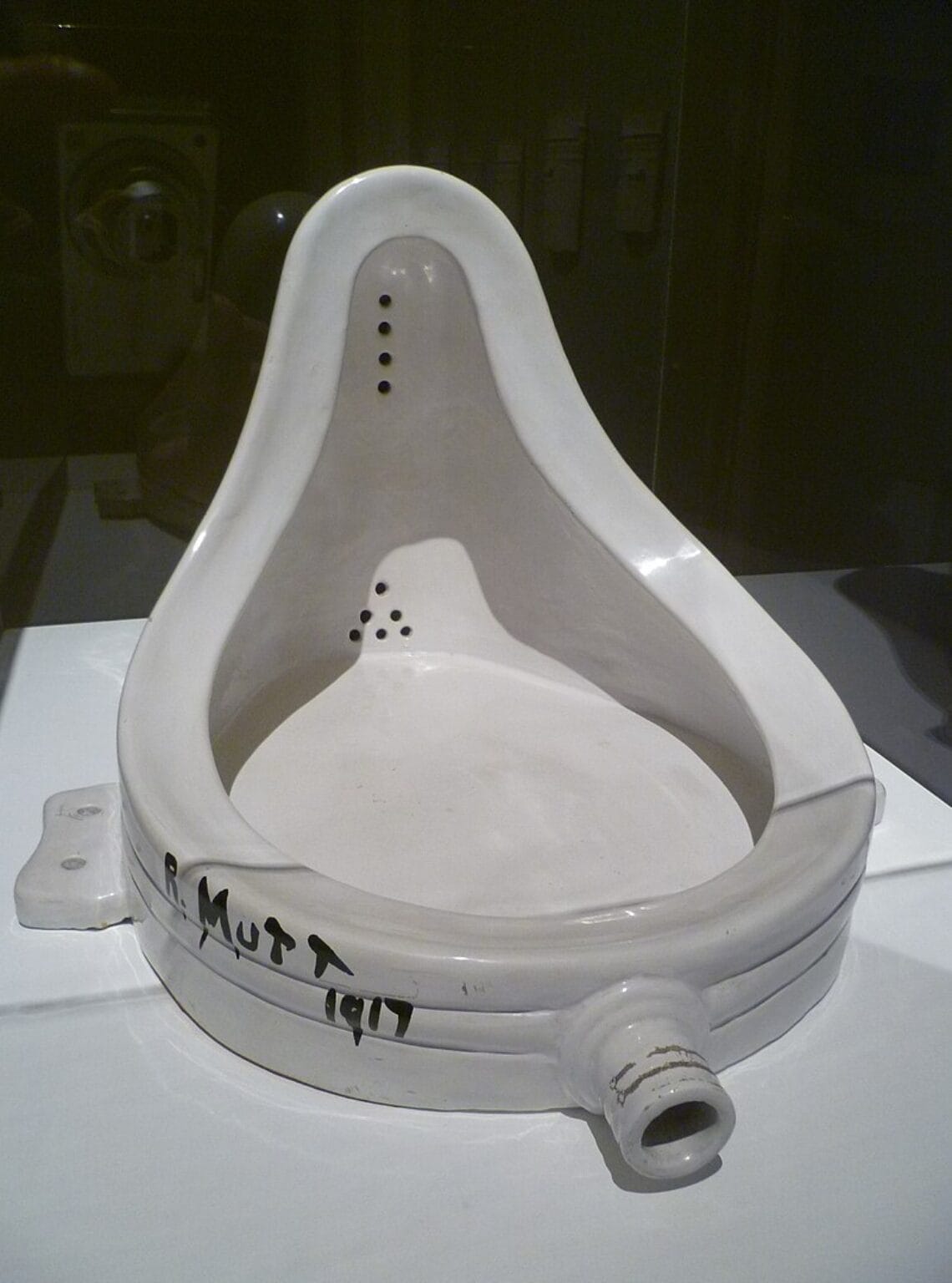 What Is the Meaning Behind Marcel Duchamp’s Fountain