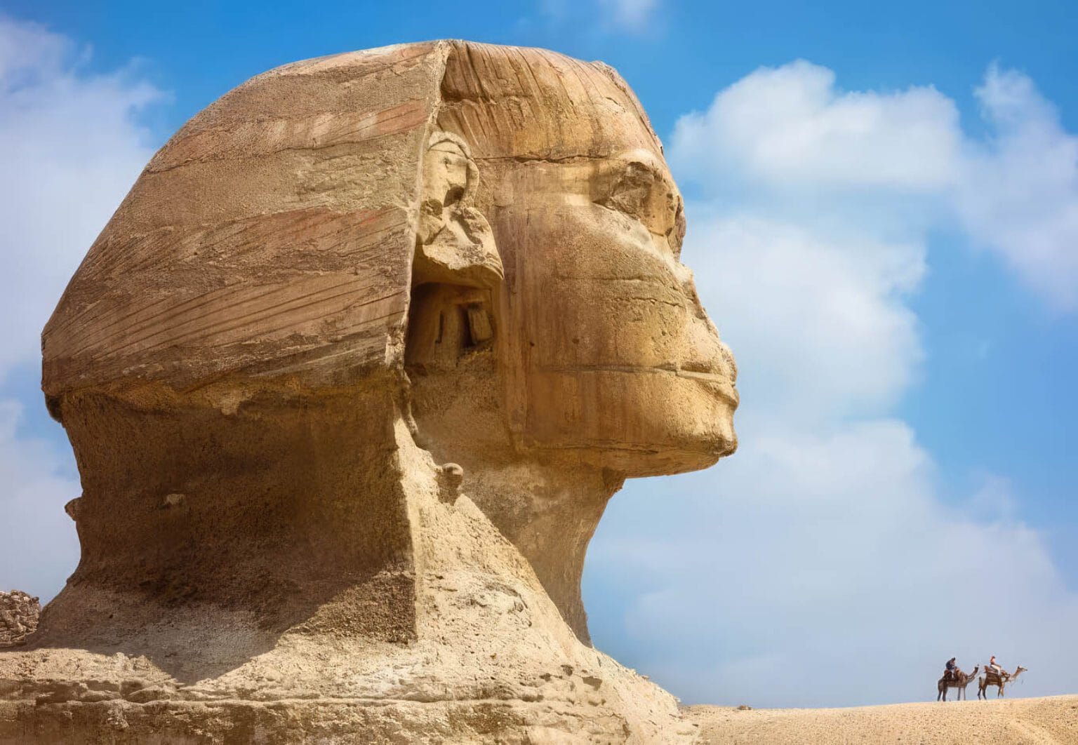 What is the story behind the Sphinx's nose